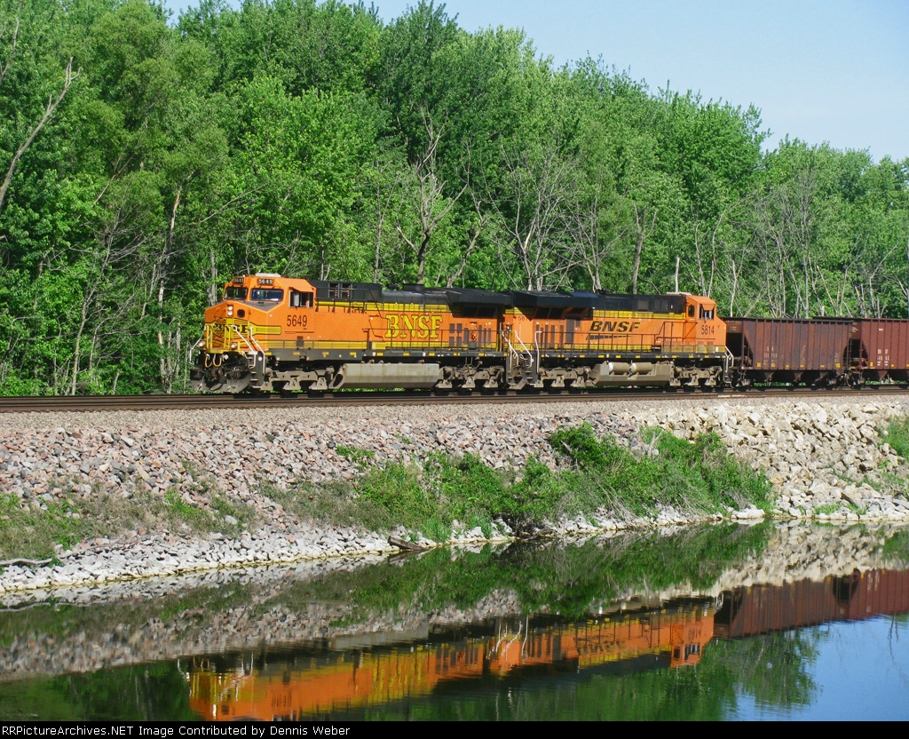 BNSF 5649, BNSF's Aurora Sub.